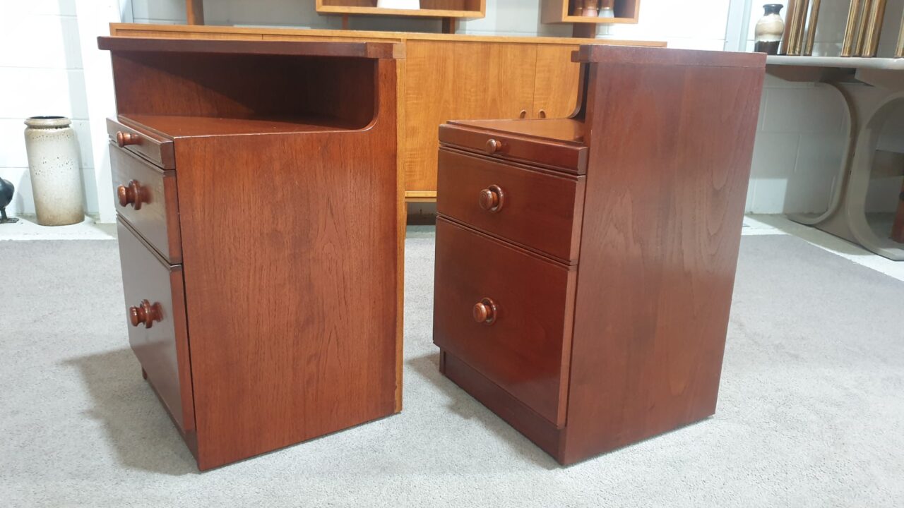 Retro Bedside Tables Drawers CHISWELL - Hilton and Main